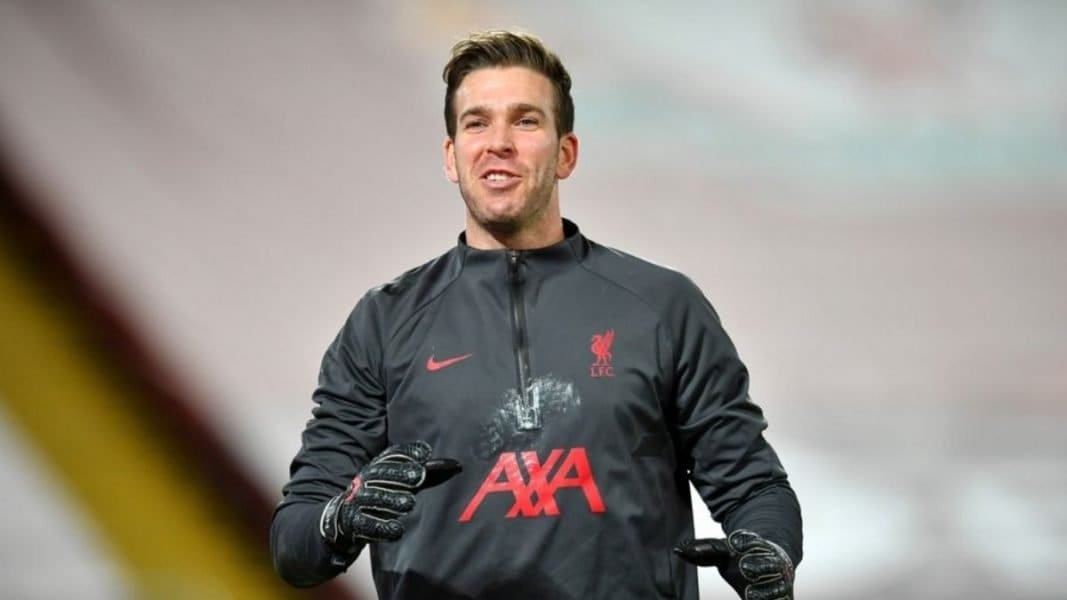 Liverpool Goalkeeper Adrian Signed A New Extended Contract With The Club